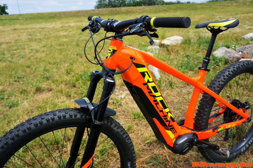 Rock Machine Blizz INT e90-27 Review: E-bike for Challenging Trails ...